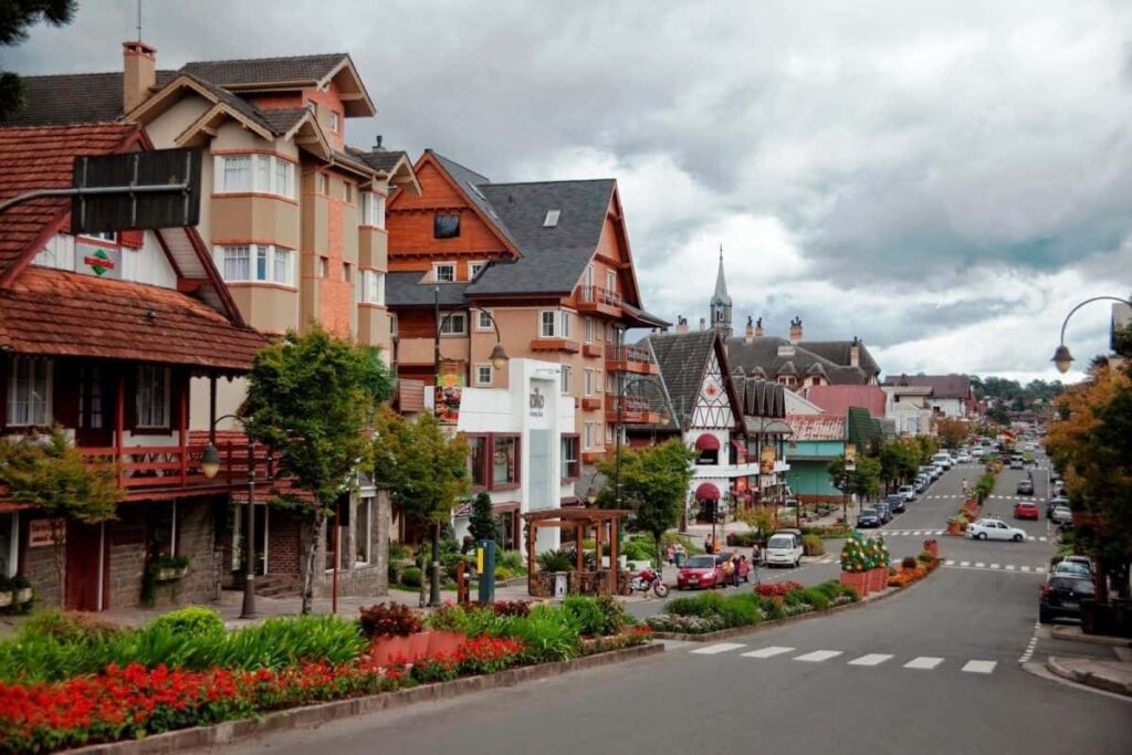 10 Atrações que Todo Mundo Precisa Conhecer em Gramado! - Trip Lover